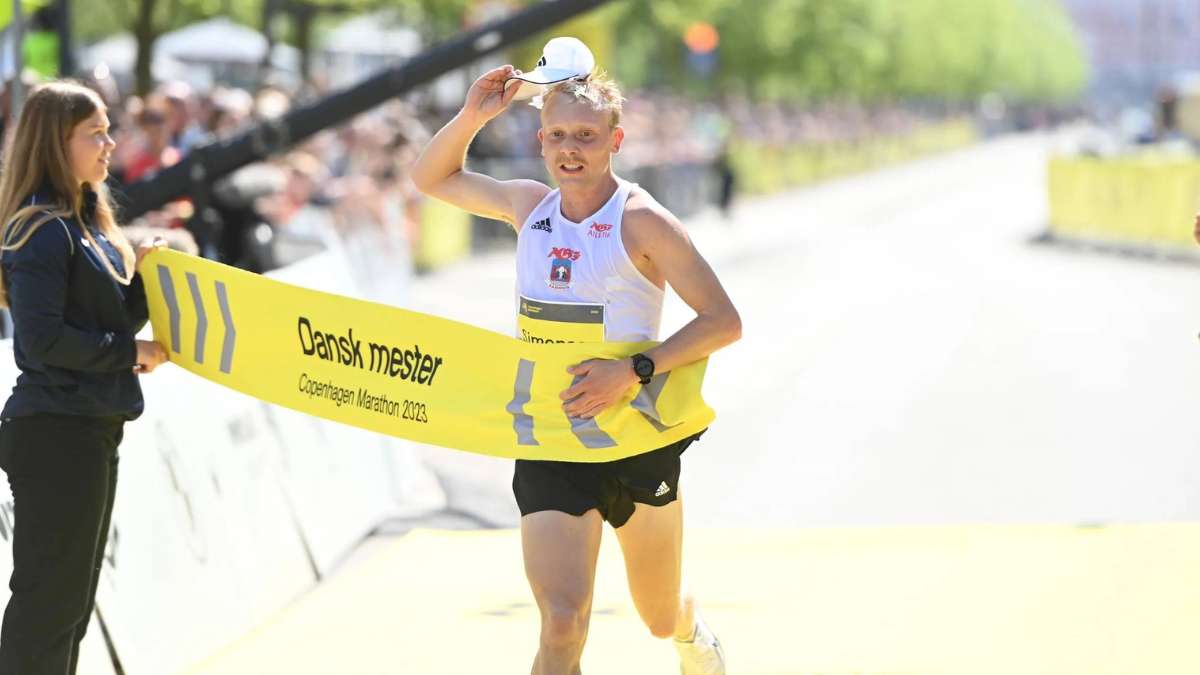 Danac oborio Ginisov rekord polumaratona sa sinom u kolicima!